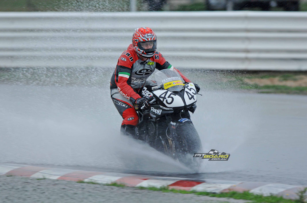 Rider Tips: Wet Weather Track Riding - Racing, Riding, Motorcycle ...