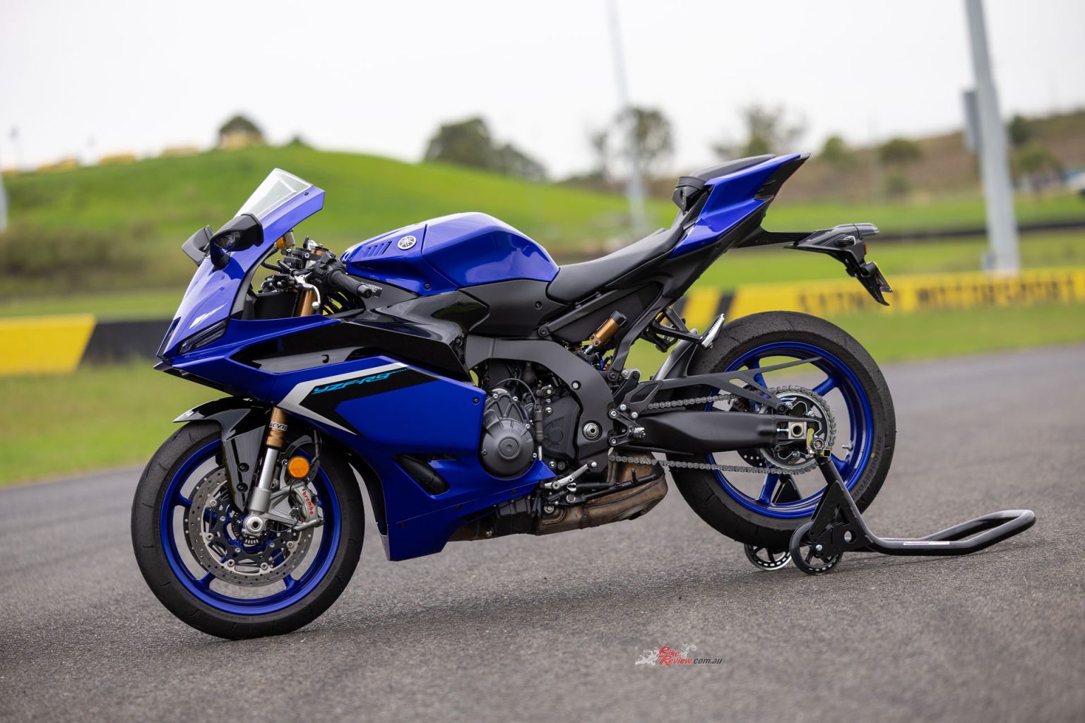 Track Test | 2025 Yamaha YZF-R9 Review - Racing, Riding, Motorcycle ...